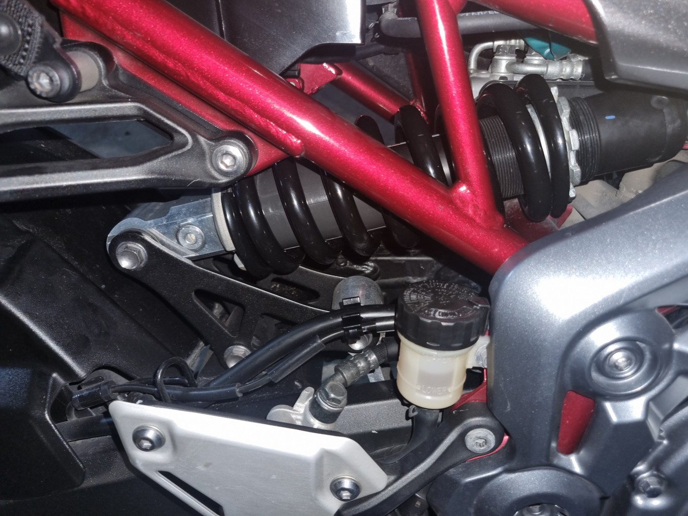 Rear shock spring replacement - Modifications, Accessories, and ...
