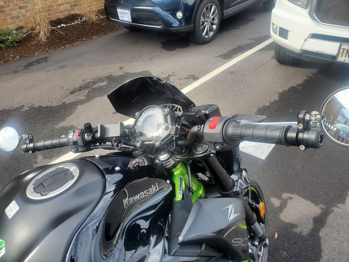 Phone Mount - Modifications, Accessories, and Appearance - Z900